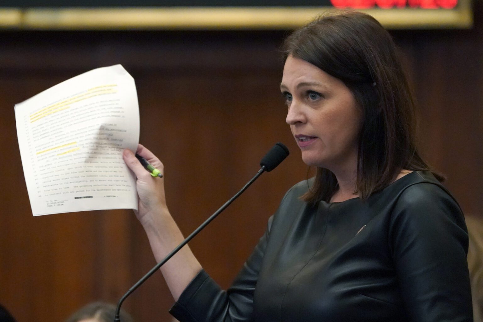Yates continues push to hold landlords accountable for unpaid utility ...