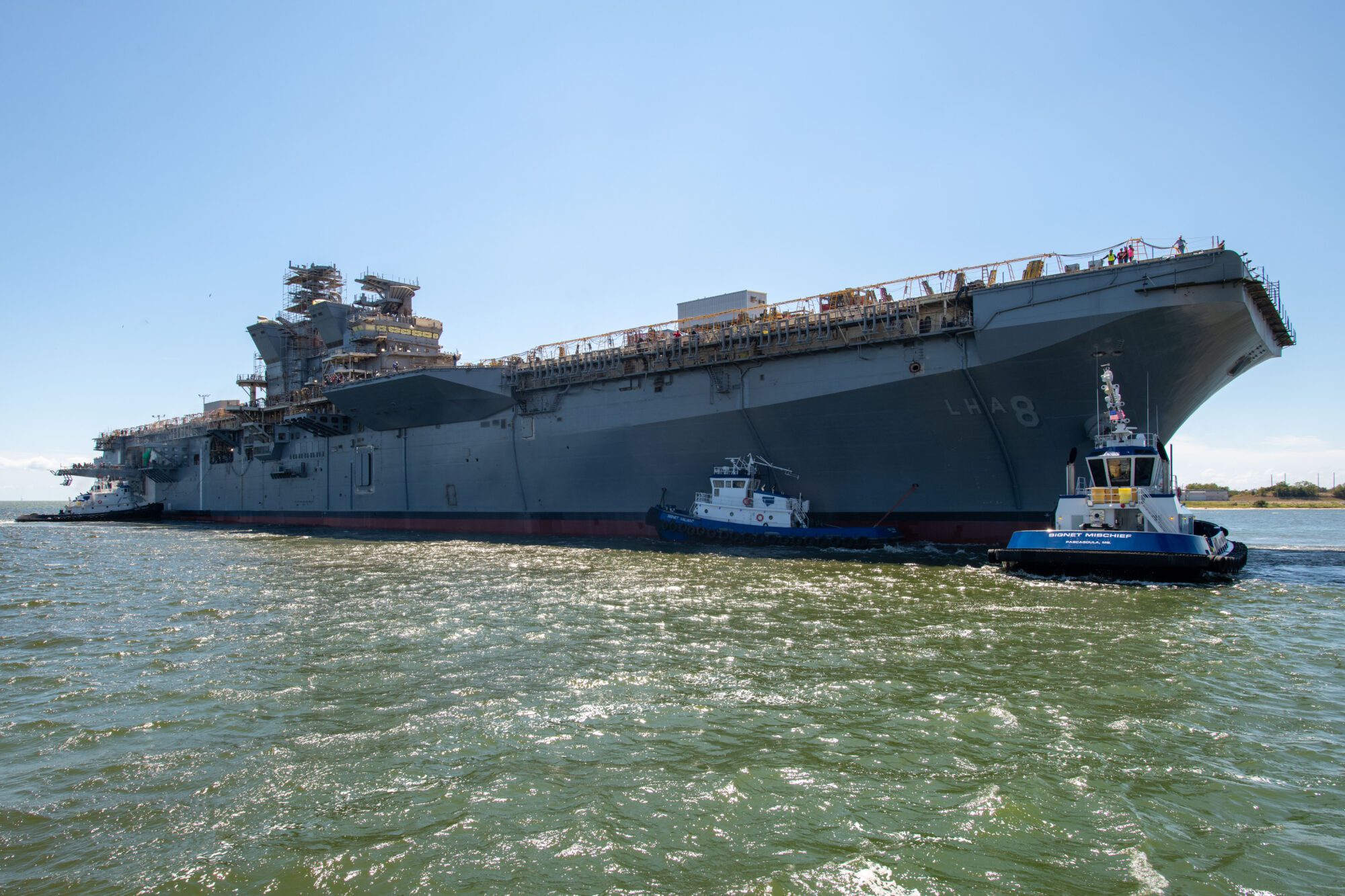 Mississippi's Ingalls Shipbuilding secures Navy's $11.5 billion buy ...