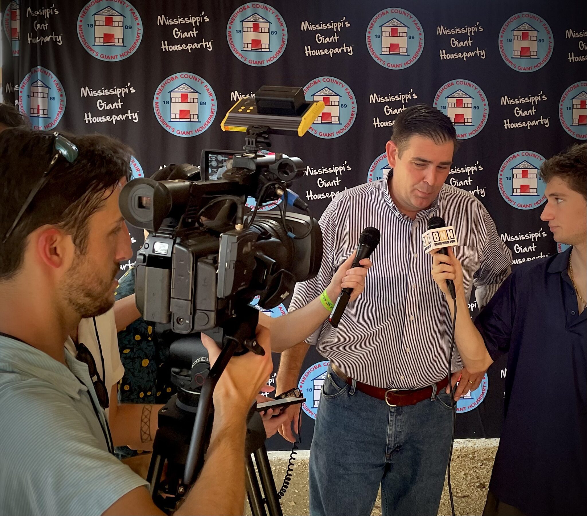 Gipson doubles down on bid for Mississippi Governor, literally throwing ...